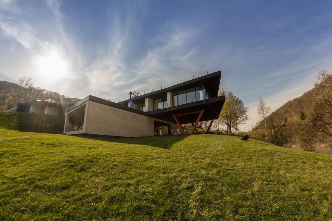 ATRA DOFTANA 5* din Valea Doftanei | Locuri Faine din Romania