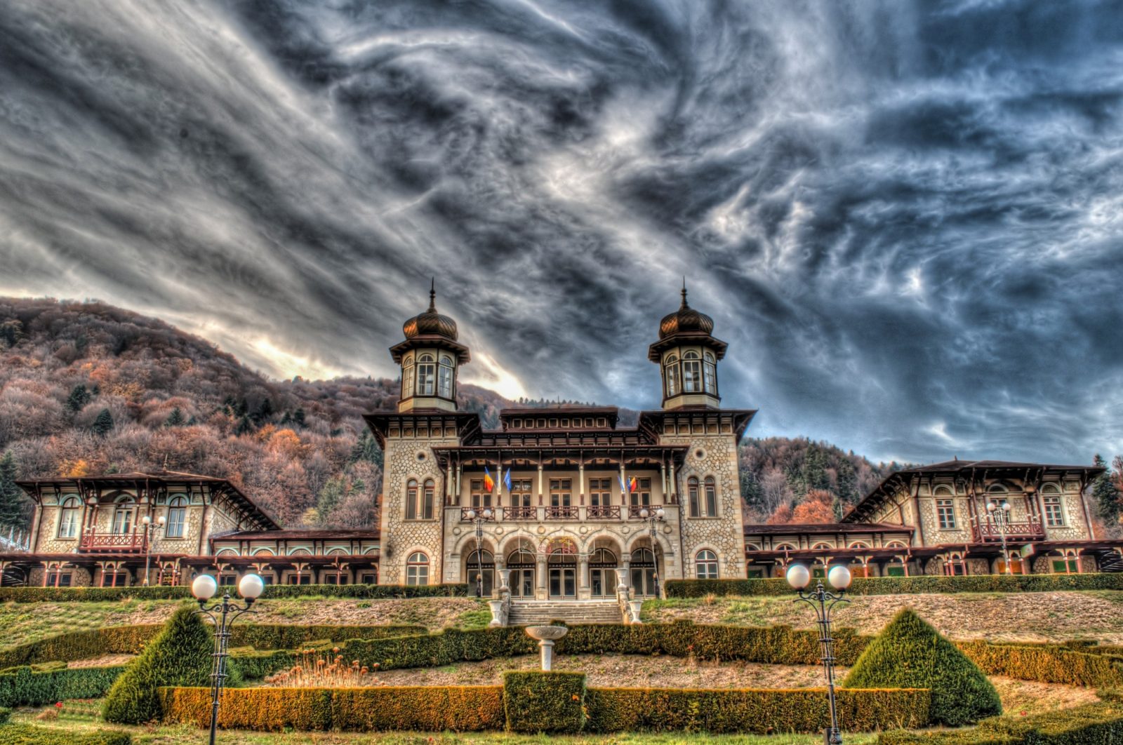 Peste 100 locuri de vizitat in BACAU: Obiective turistice judetul Bacau ...