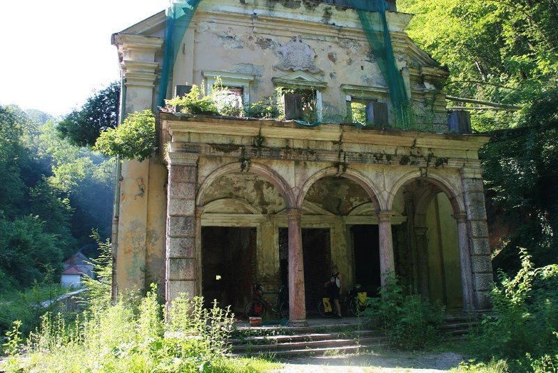 Locuri de vizitat in MONEASA: Obiective turistice | Ghid Turistic ...