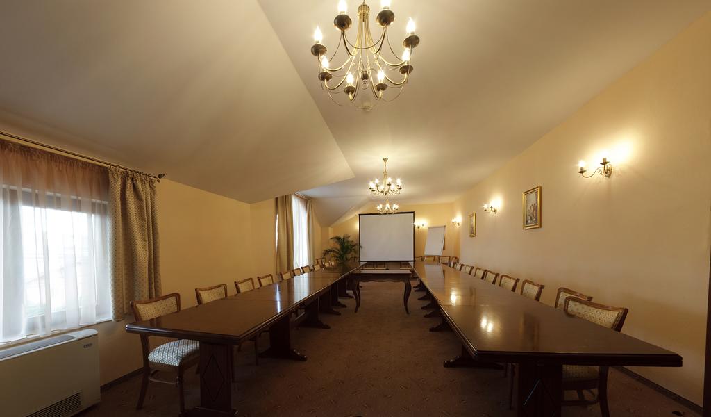 VILA PRECIOSA din Alba Iulia | Descoperă Locuri Faine din Romania