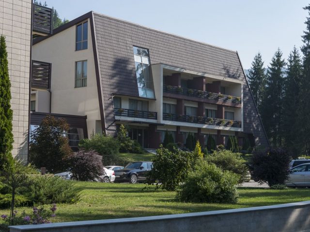 Hoteluri de Lux COVASNA - Cazare 5* in judetul Covasna | Locuri Faine™